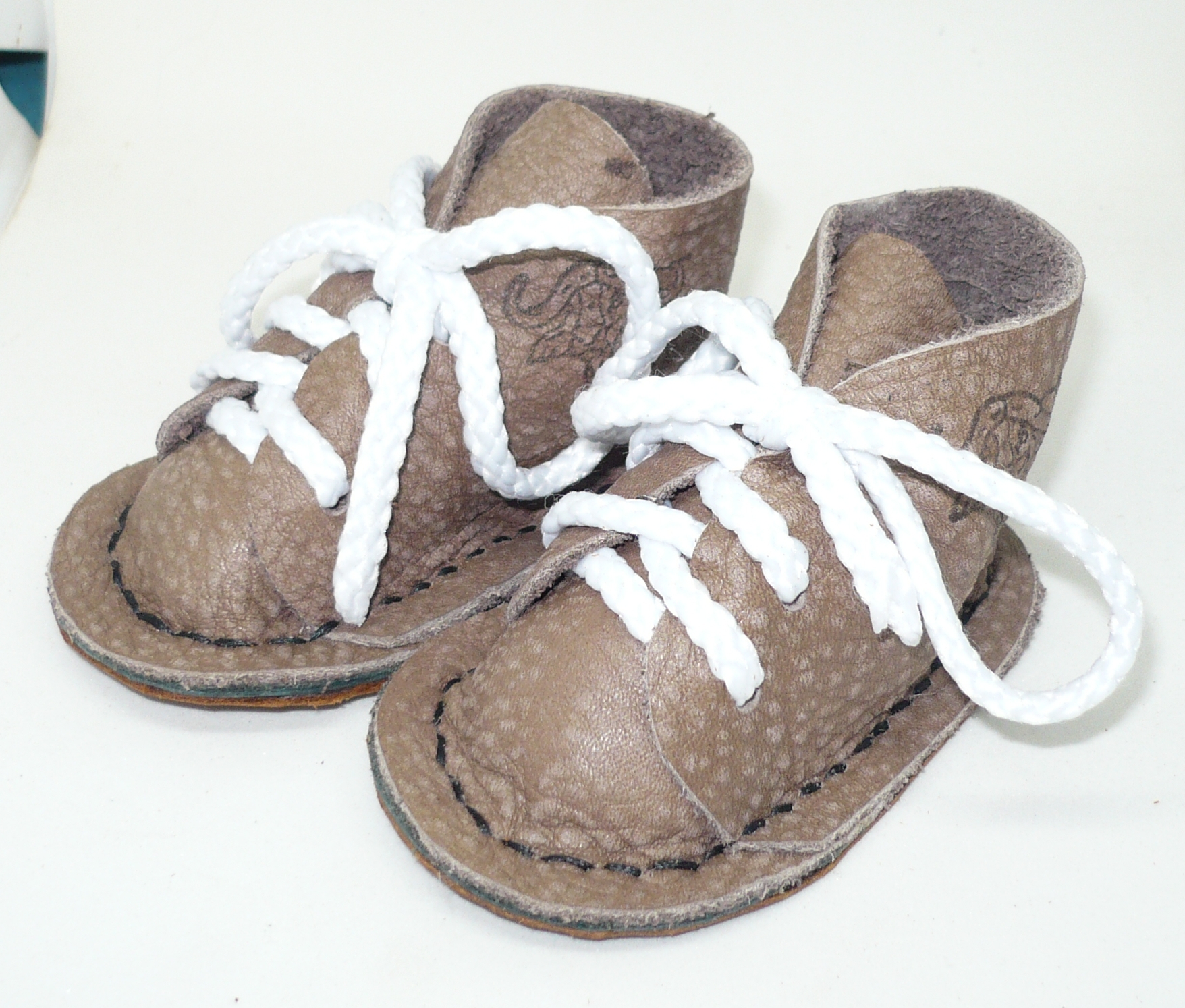 Baba Egte Leer Vellies